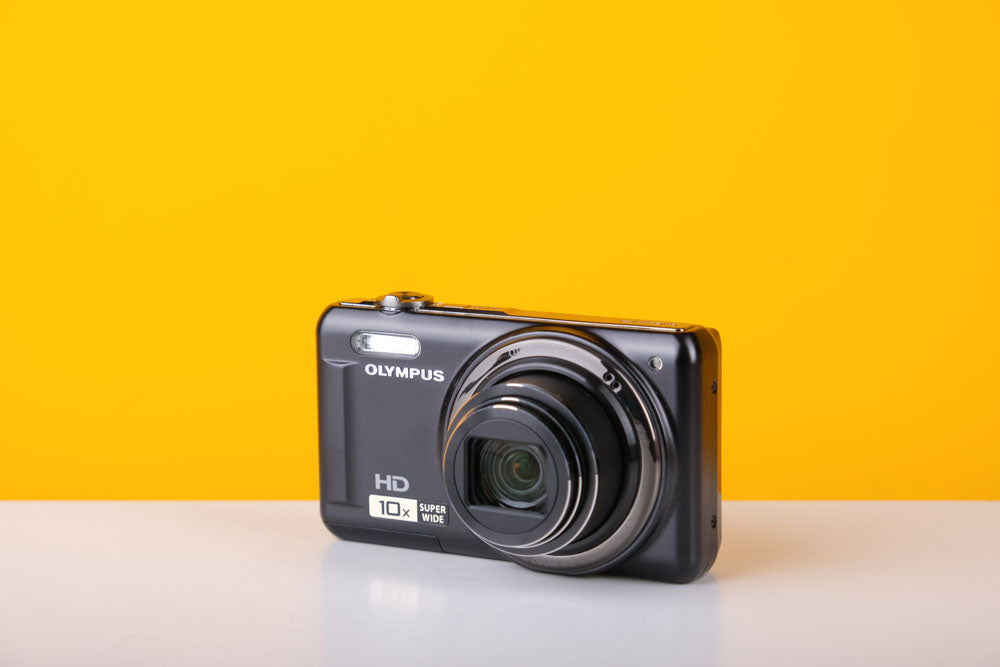 The Digicam Craze and Where to Start - Our Top Five Digicams – Vintage ...