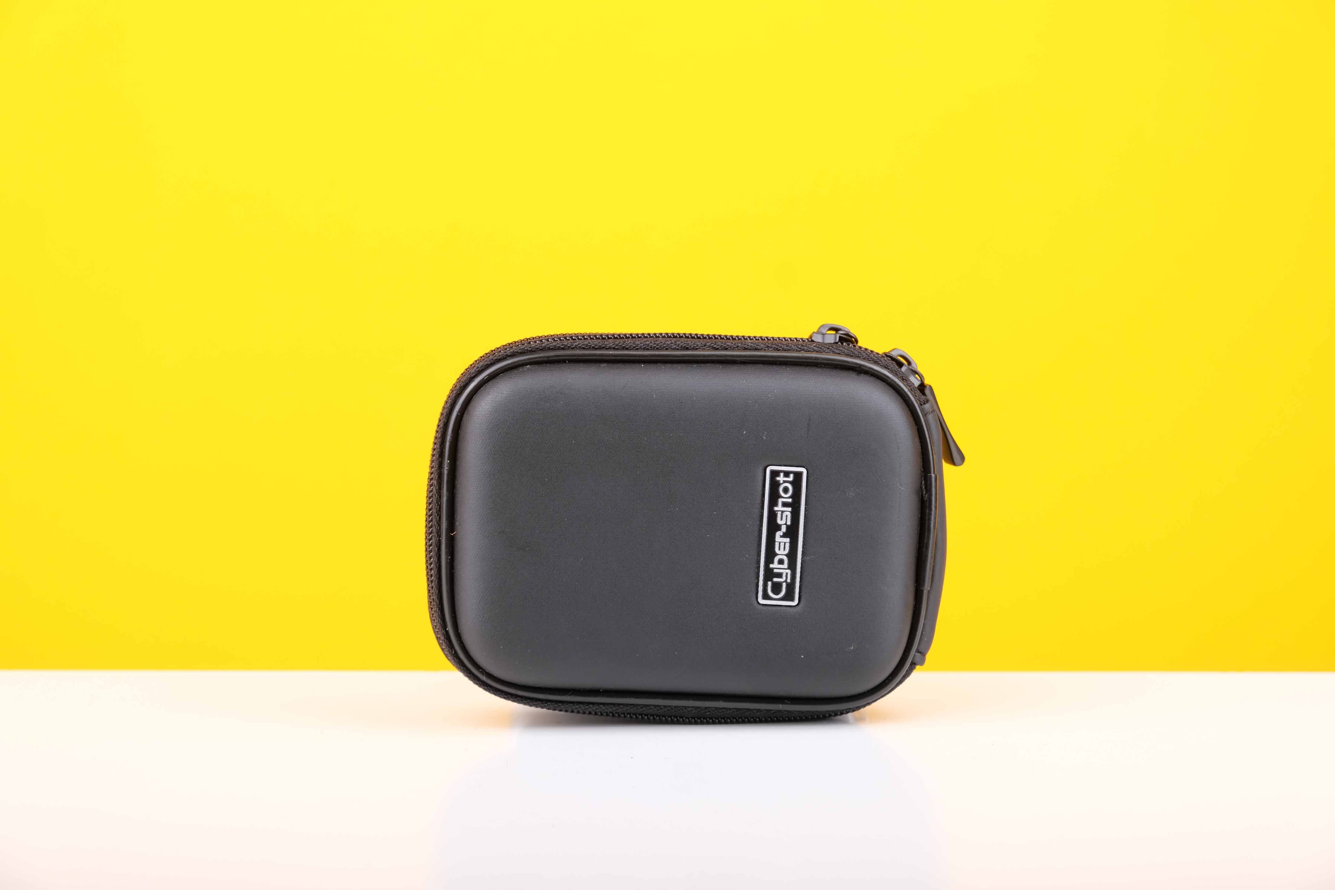 Sony Cyber-shot Camera Case – Vintage Camera Hut